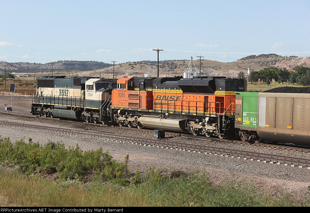 BNSF 9280 and 9740